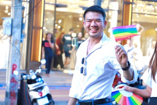 สุราษฎร์ธานี-จัดงาน 𝗦𝘂𝗿𝗮𝘁 𝗧𝗵𝗮𝗻𝗶 𝗣𝗿𝗶𝗱𝗲 𝟮𝟬𝟮𝟰 Happy Pride Month ka ...